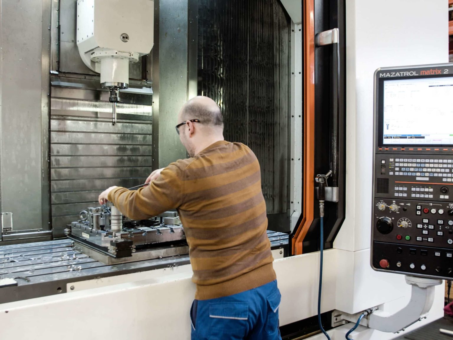 Machining processing - Stahlkontor